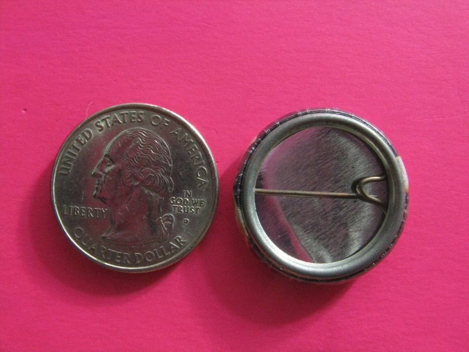 MARILYN MONROE VINTAGE BUTTON PIN BADGE UK IMPORT FACE PL1 | eBay