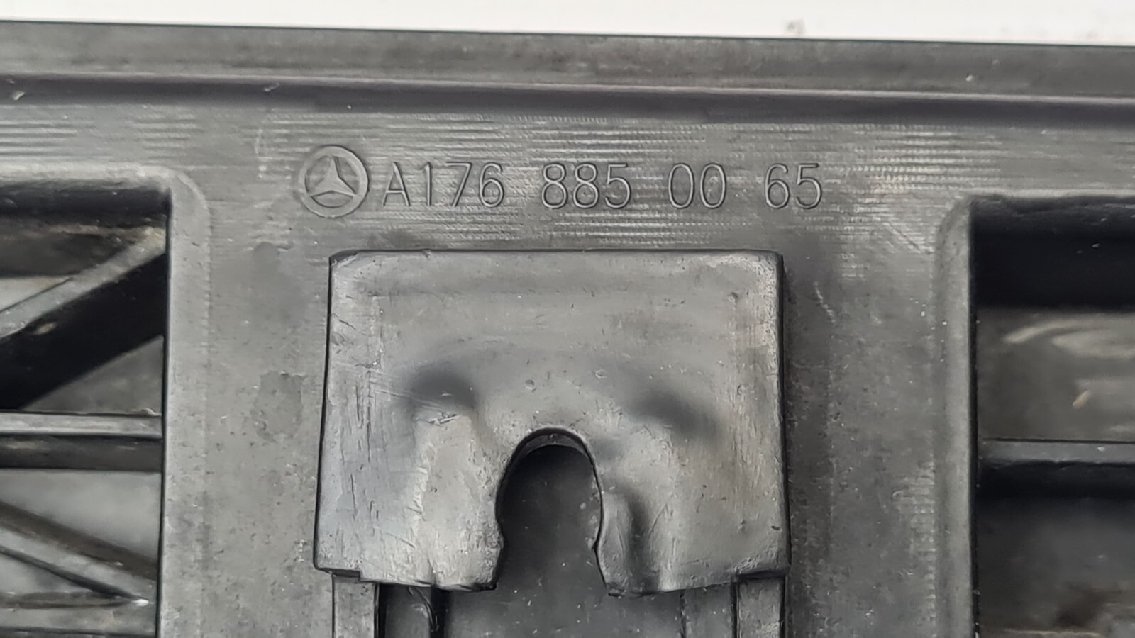 Original Mercedes W176 A-Klasse Grundträger Stoßstange hinten mitte ...