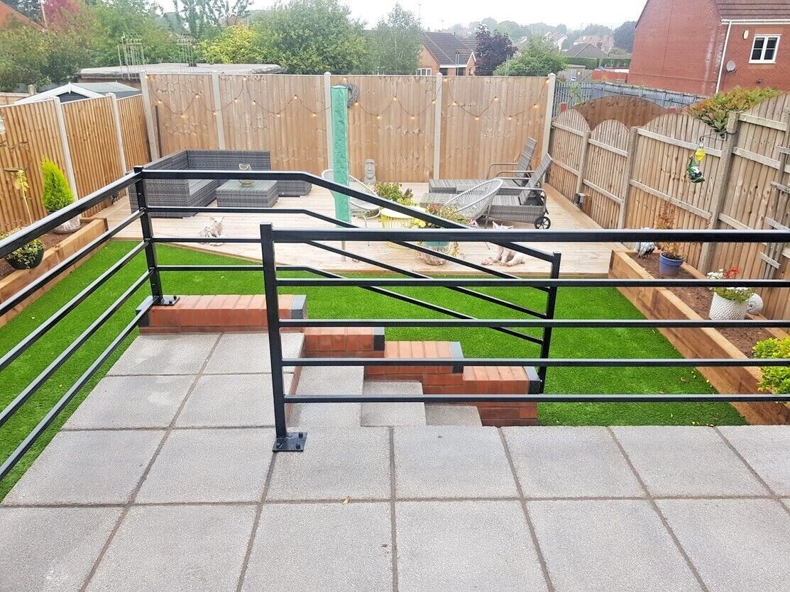 HIGH QUALITY - CONTEMPORARY STEEL SAFETY BALUSTRADE - HEAVY DUTY METAL ...