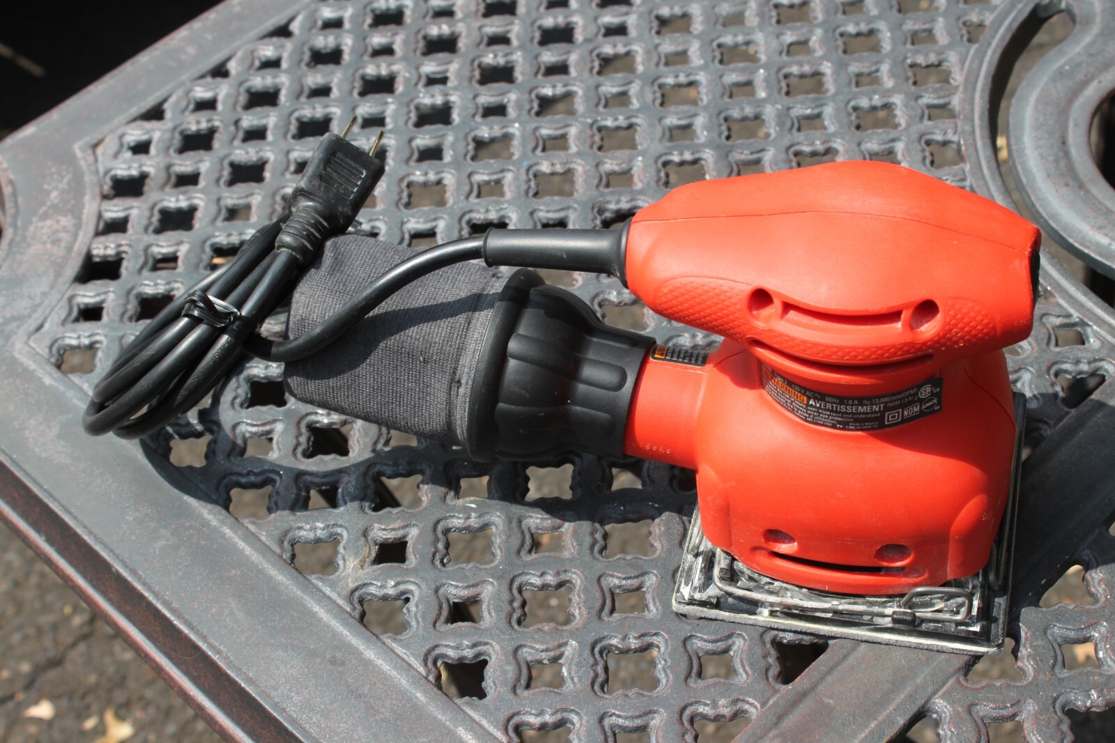 Black & Decker ¼ Sheet Finishing Sander FS500 Corded Pad 120vac 13K OPM ...