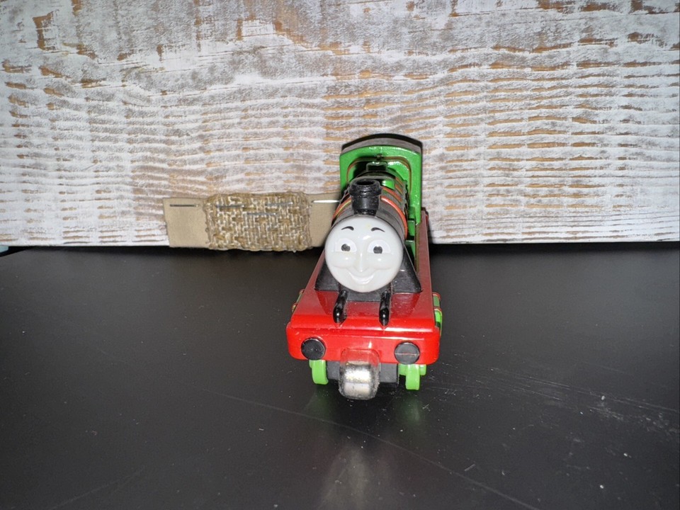 Thomas & Friends Trackmaster Henry Train | eBay