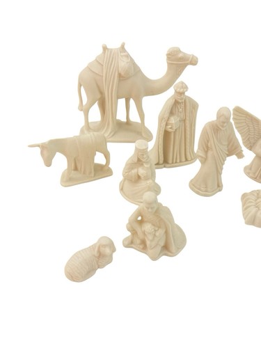 Vintage Nativity Manger Scene 16 Pc Set Ivory Bisque Porcelain ...