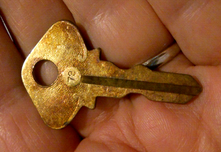 Vintage Old Antique Ford Script Model T USA Basco Brass Key Car Auto ...