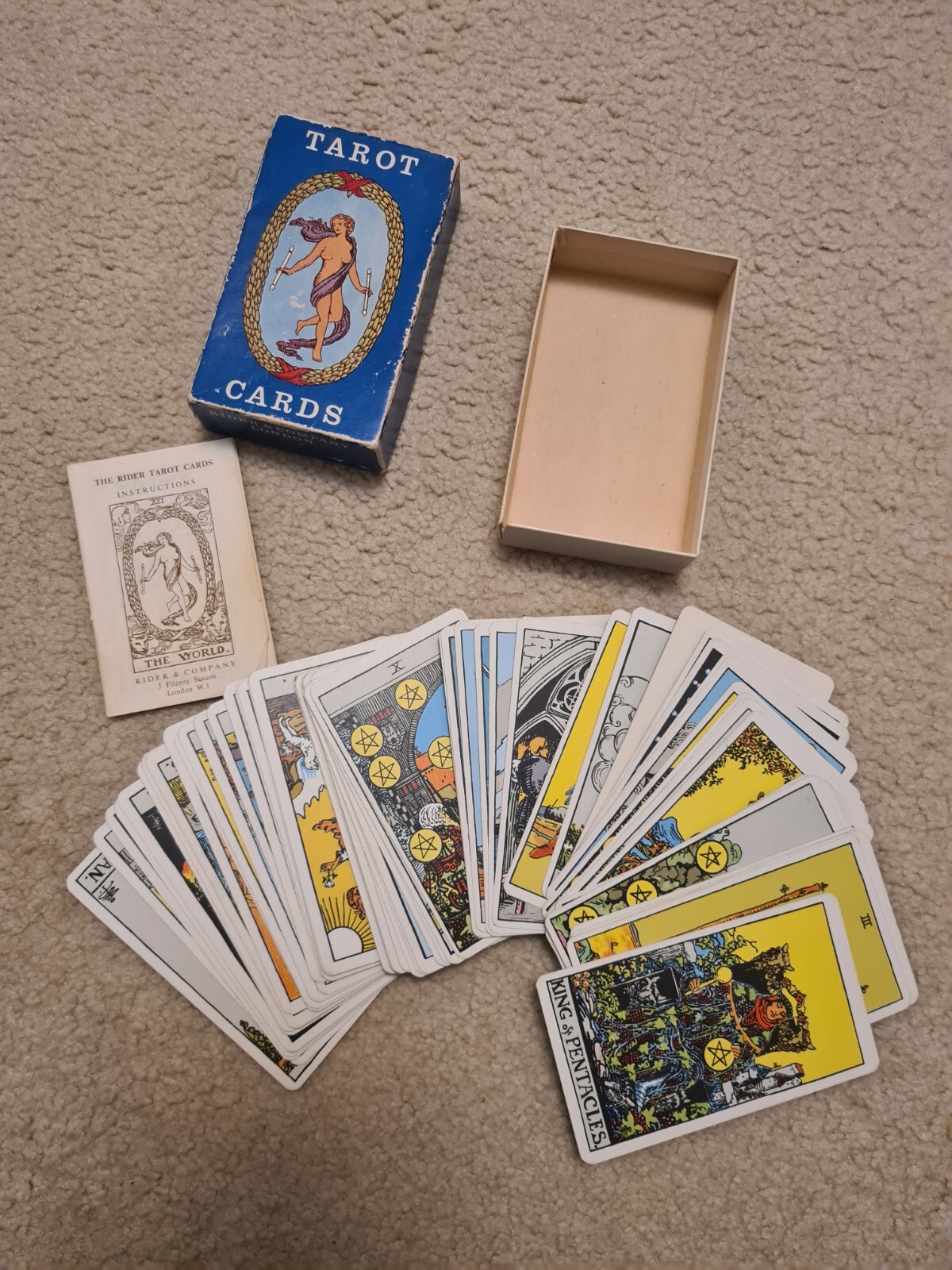 VINTAGE RIDER WAITE TAROT DECK BLUE BOX