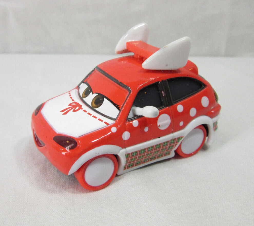 DISNEY PIXAR Cars Metal Series HARUMI AND SUKI