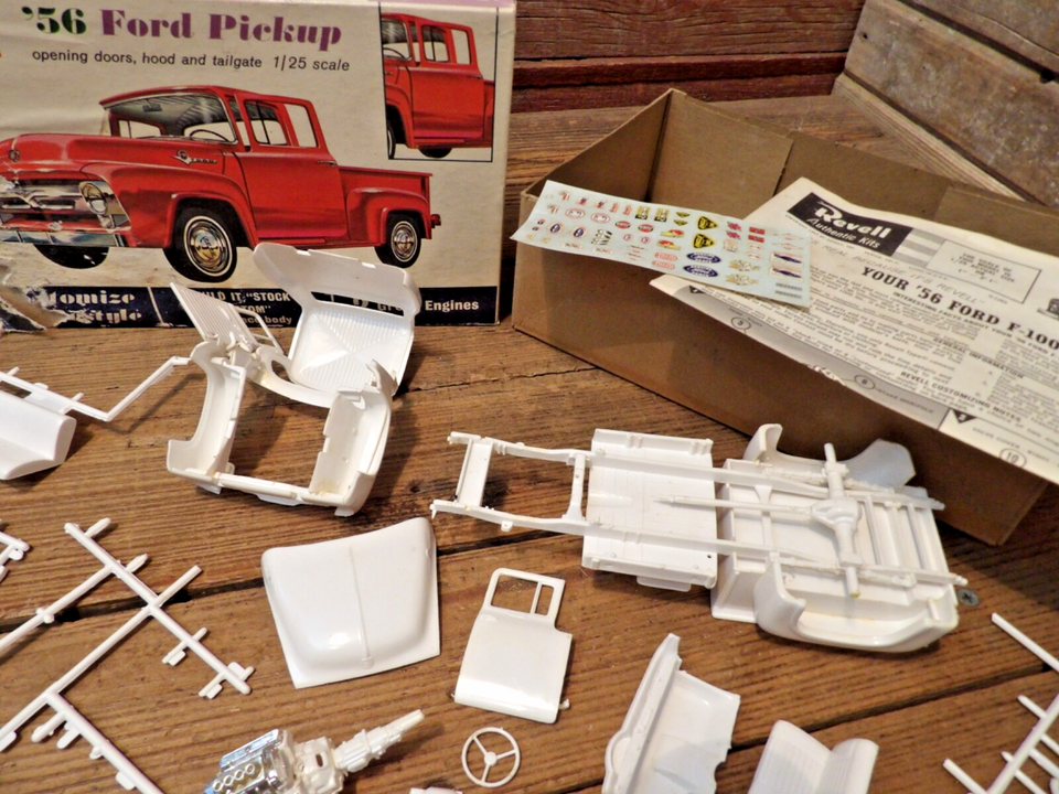 Vintage Revell ‘56 Ford Pickup Stock Or Custom 1/25 Model Kit - PARTS ...