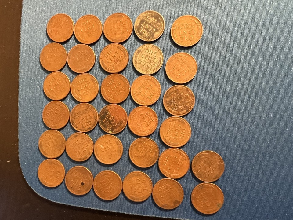 Lot Of 32 Wheat Pennies Copper & Steel Mixed Dates | eBay