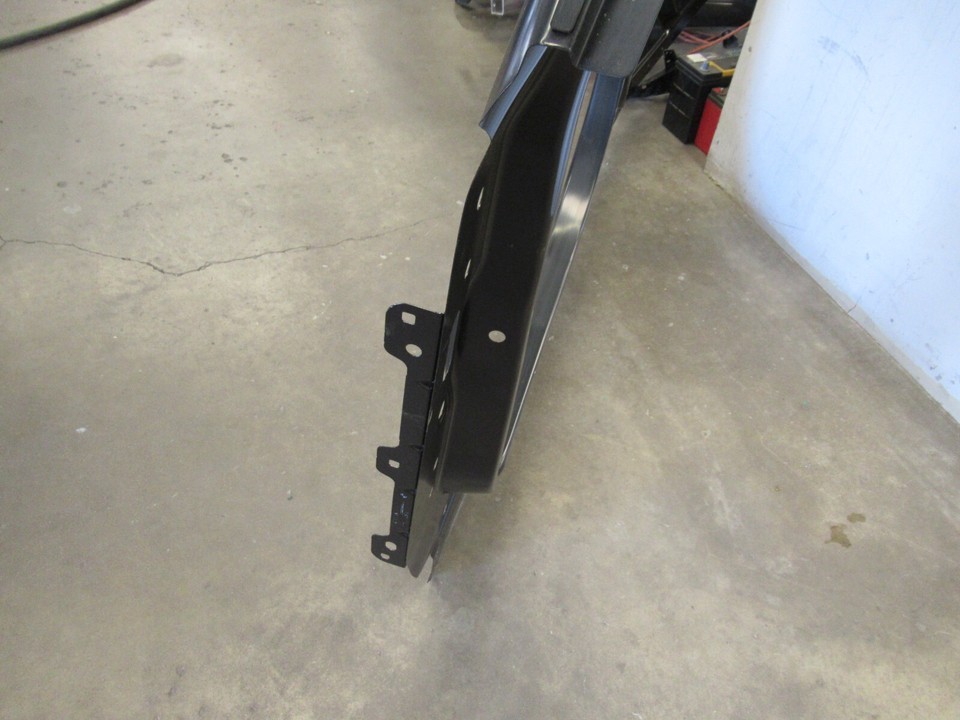 Rivian R1T RH Passenger Uniside Body Panel Skin A B Pillar PT00015044 ...