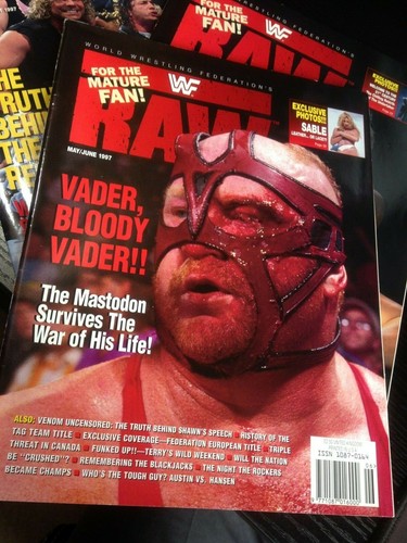WWF WWE RAW Magazine MAY / JUNE 1997 Vader Cover + Diva Sable Poster | eBay