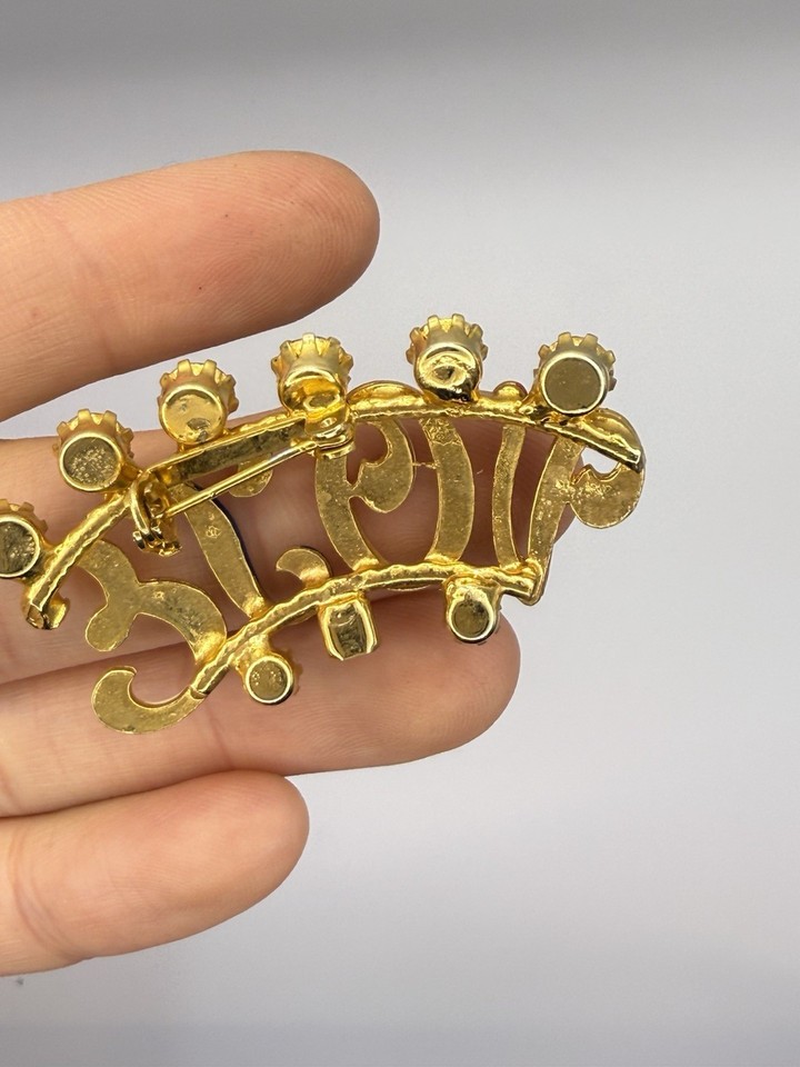 Vintage Patriotic VOTE Brooch Red White Blue Rhinestones Enamel Gold ...