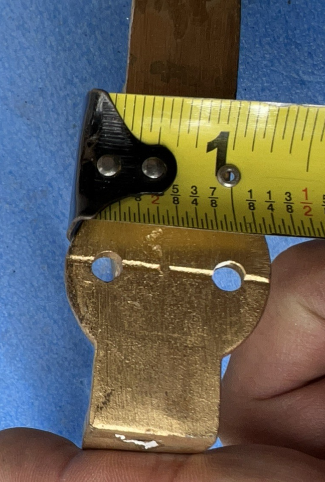 Set of 2 Cast Iron Decorative Victorian Wall Shelf Brackets or corner ...