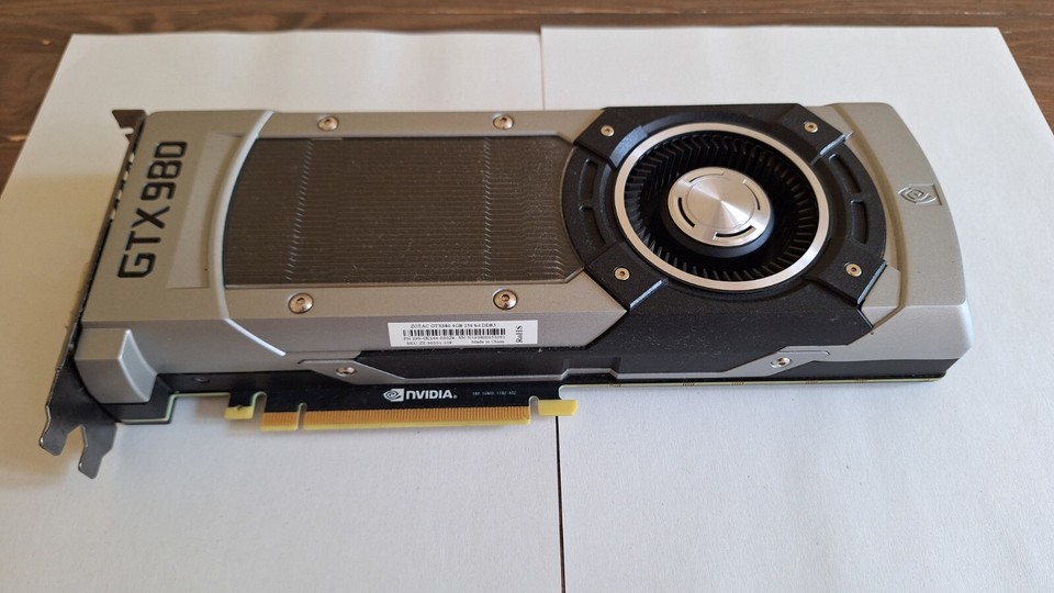 Nvidia GeForce GTX 980 Founders Edition - 4GB GDDR5 - Graphics Card ...