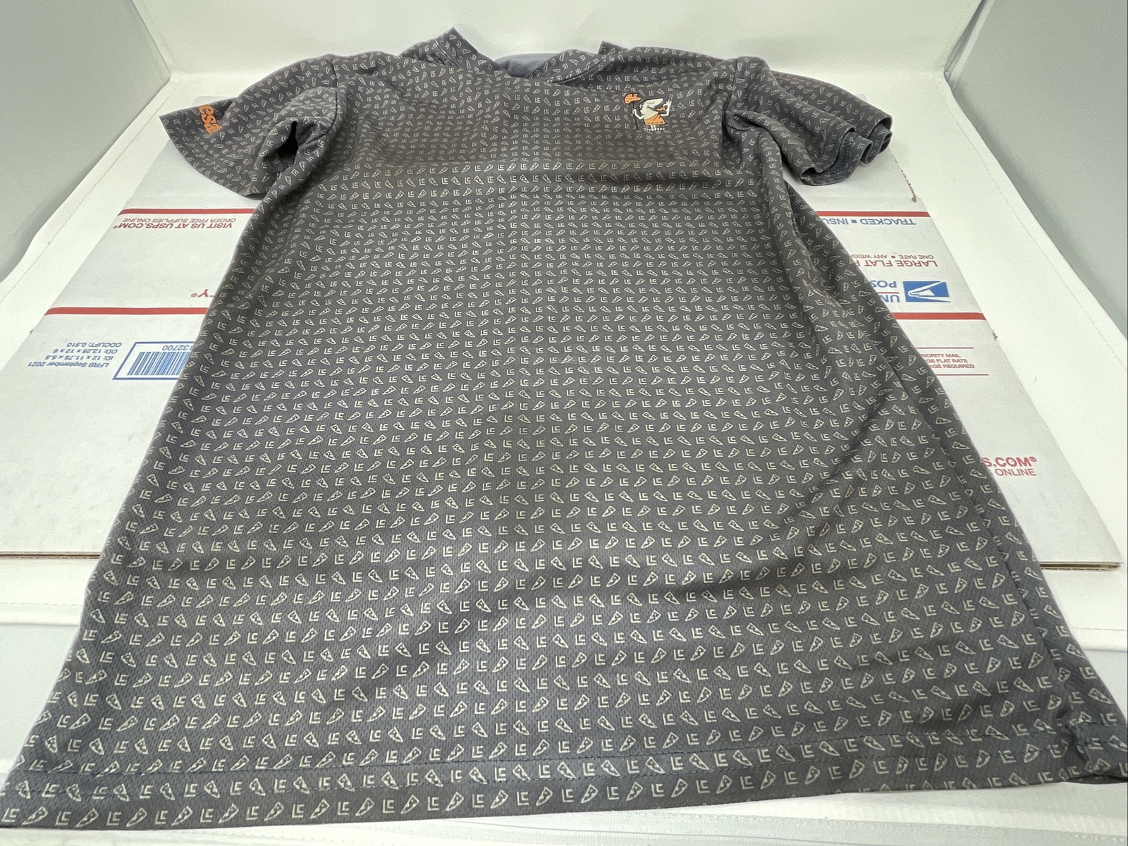 Little Caesars Hot N Ready Pizza Gray logo T-Shirt T… - Gem