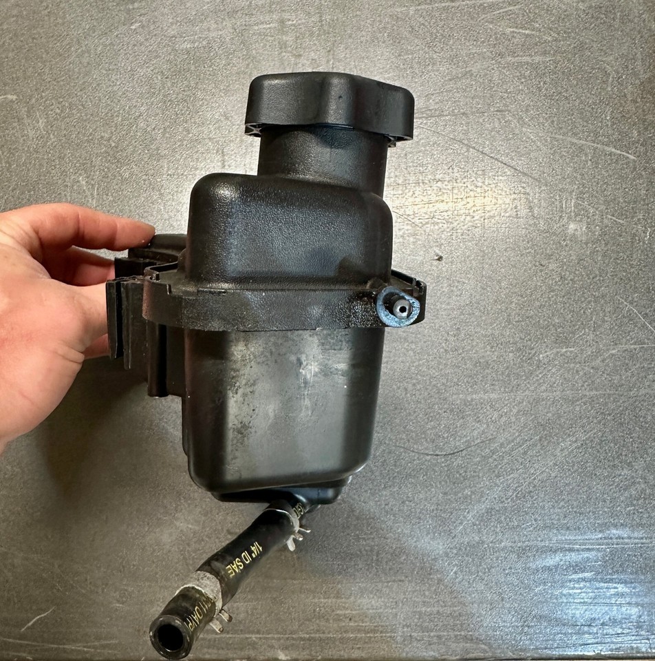 OEM Genuine Briggs & Stratton Fuel Gas Tank 596251 & Gas Cap 596250 ...