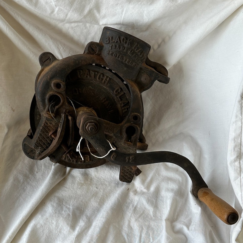 Vintage BlackHawk Cast Iron Corn Sheller Shucker Antique Farm Tool ...
