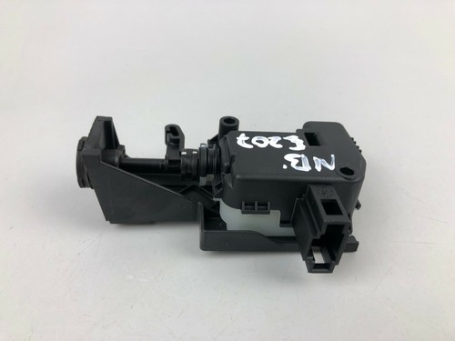 Mercedes Benz E Class E207 Fuel Tank Lid Flap Lock Release Actuator ...