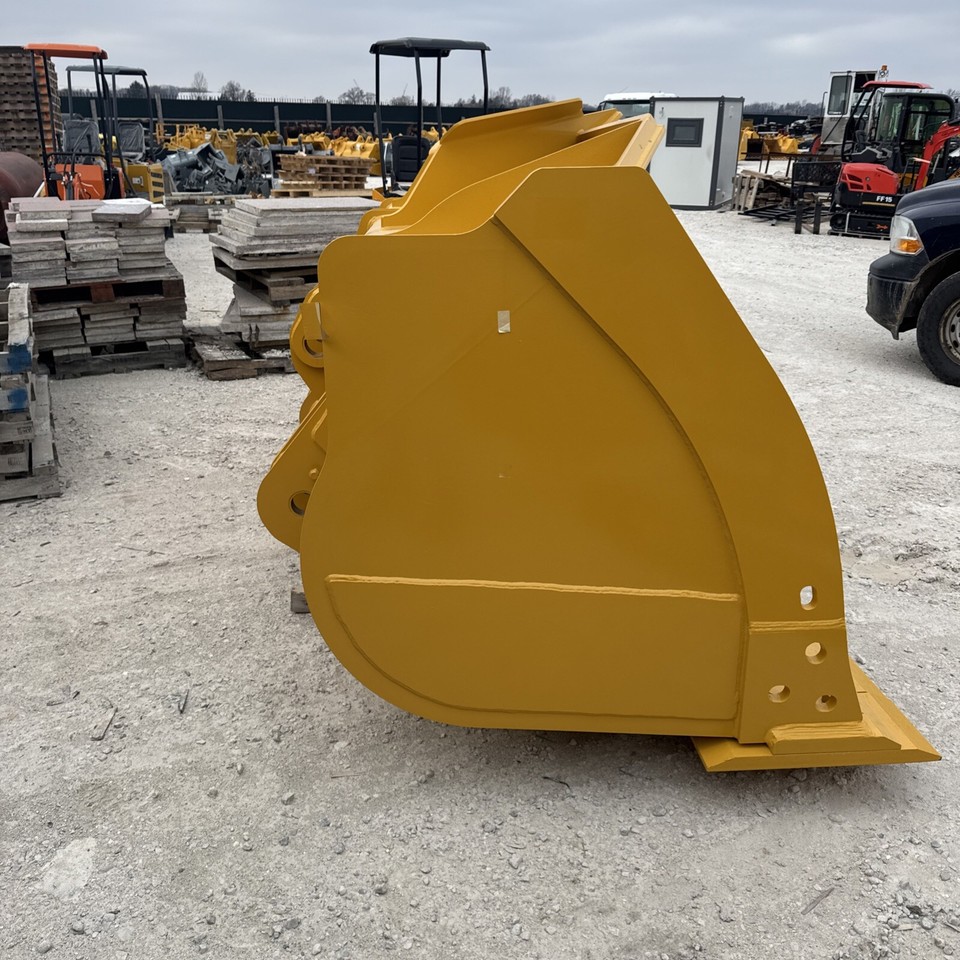 John Deere 744 Wheel Loader Bucket AT495778 5.5 Cubic Yards 129 Inches ...