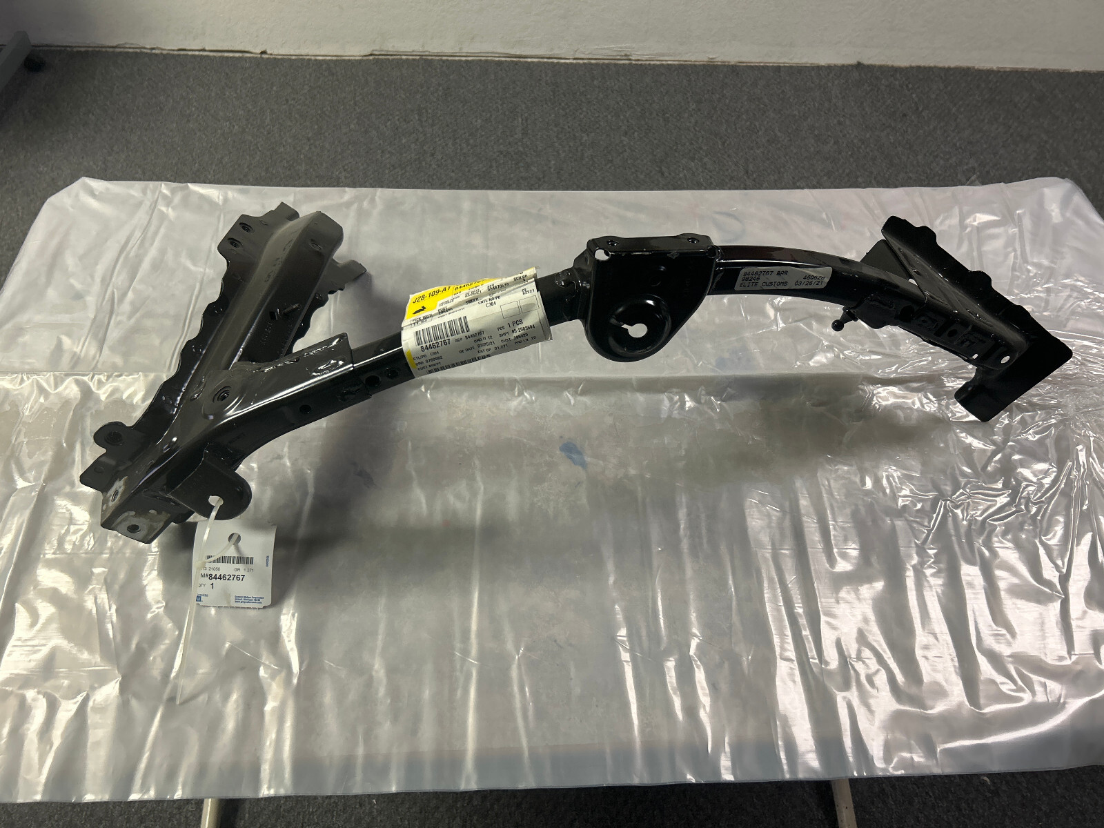 OEM Upper Radiator Support For 2018-2022 Chevrolet Traverse 84462767 | eBay