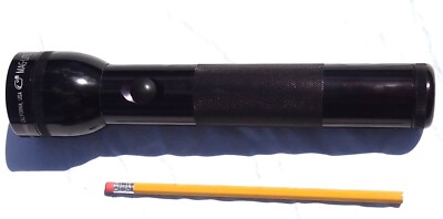 USA Made High Quality MAG-LITE 2 D Cell LED Flashlight Excellent ...