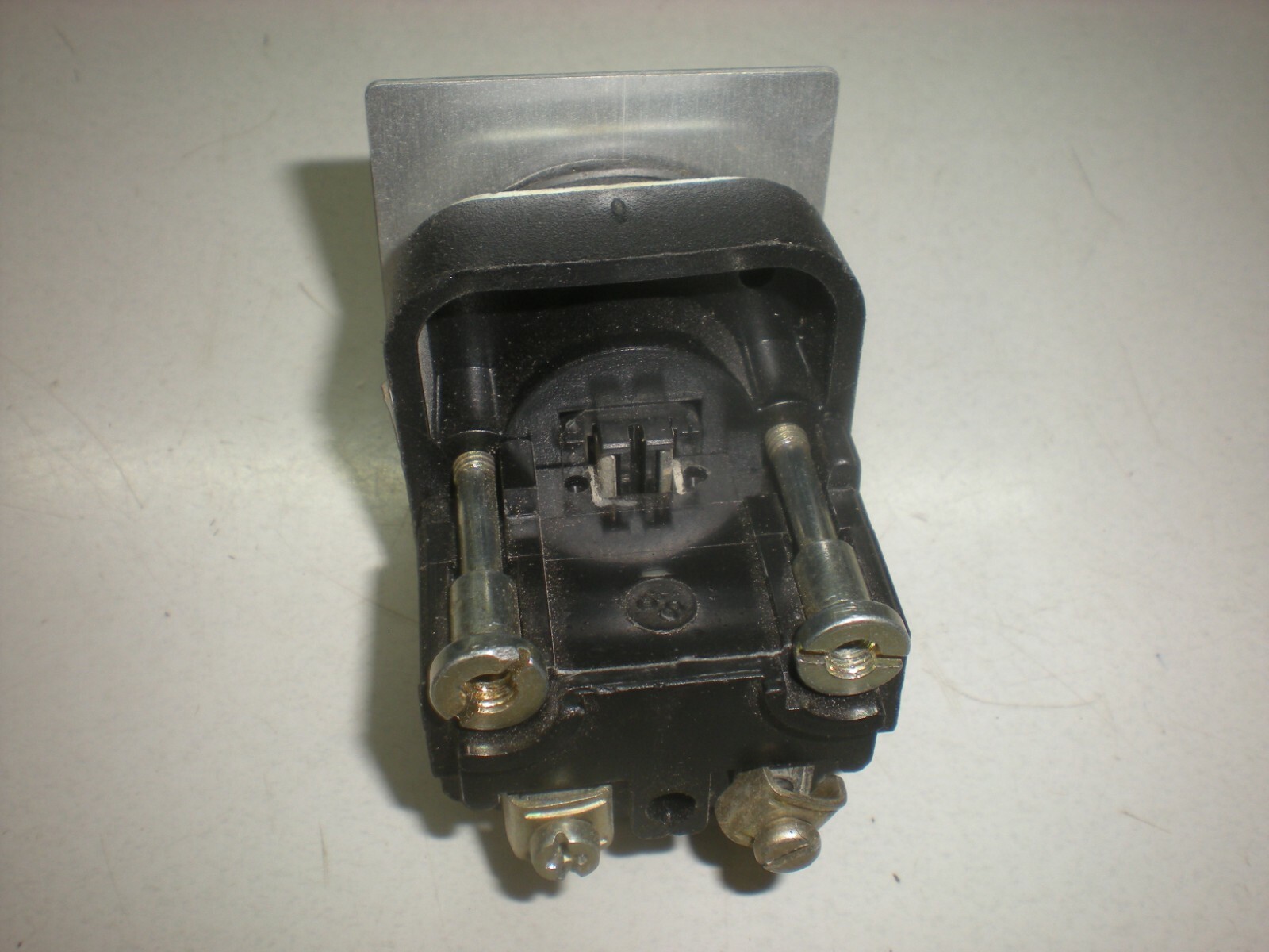 Allen Bradley 800T-P16 Panel Light - Green Lens - 120VAC - Bulb Tests ...