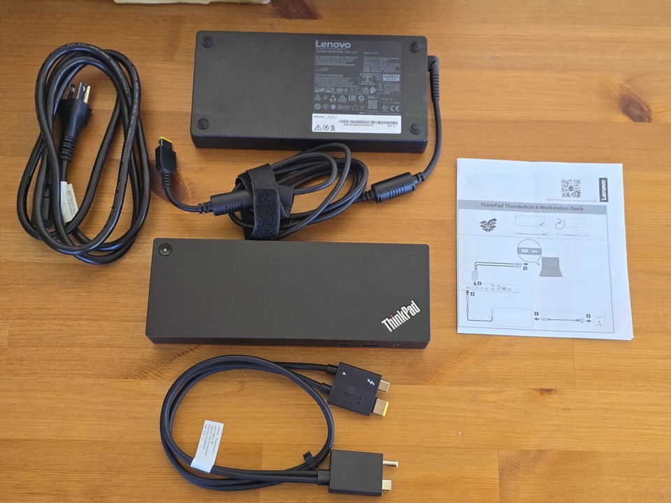 Lenovo ThinkPad Thunderbolt 4 Docking Station 300W 40B00300US ...
