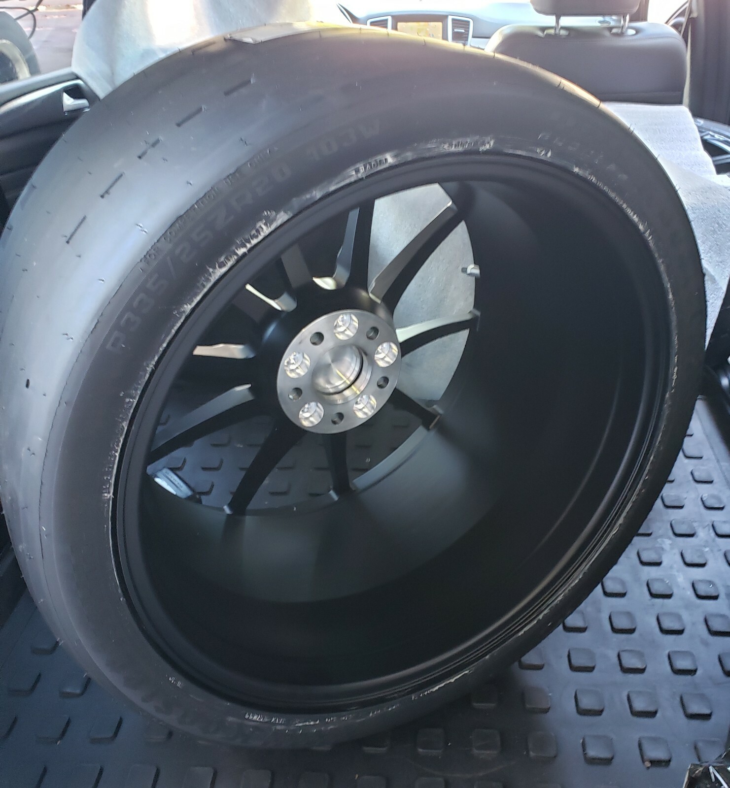 HOOSIER RACING TIRES ONLY F/ MERCEDES-AMG GTR F295/35R19 & R325/25 R20 ...