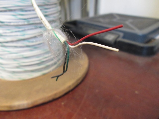 Isotec 22/4 Wire IP224BA7-52 22 AWG 4-Conductor *Approx 388ft* Surplus ...