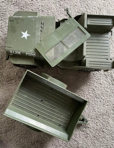 Vintage G.I. Joe Official Combat Jeep broken box jeep & trailer for ...
