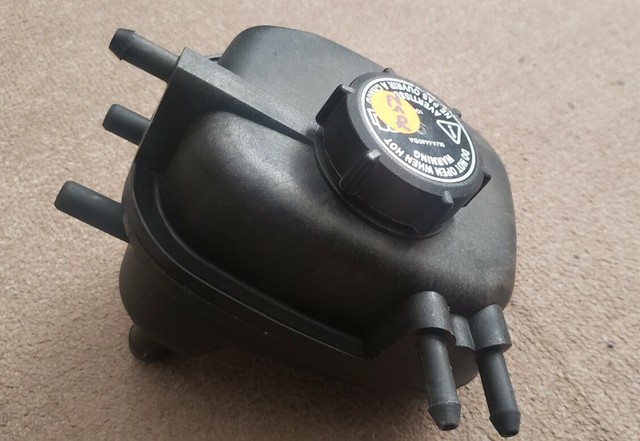 Jaguar 97 Xk8 Radiator Coolant Overflow / Expansion Tank - Mja4400ac ...