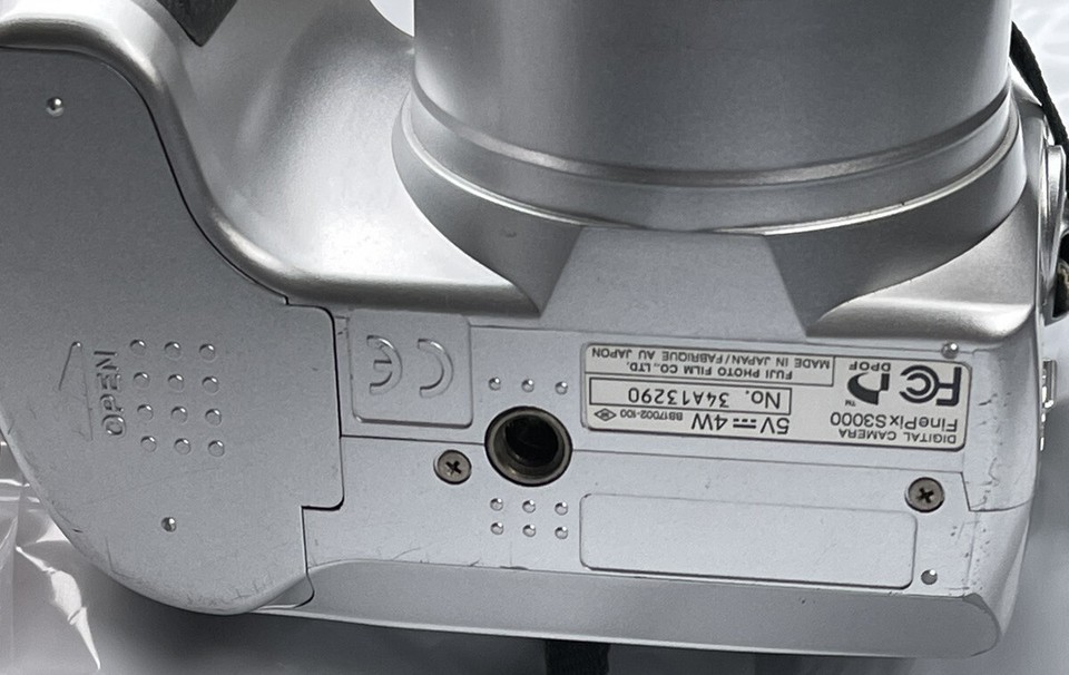 Fujifilm FinePix S Series S3100 3.2MP Digital Camera | eBay