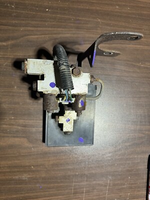 Chevy Silverado Brake proportioning Valve With Module 89 90 91 92 93 94 ...
