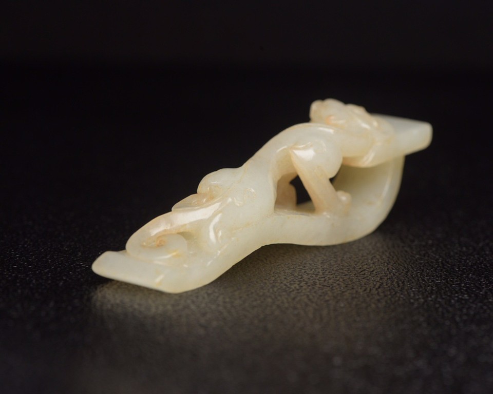 Certified Natural Hetian Jade Hand-carved Exquisite Dragon Ruyi Statue ...