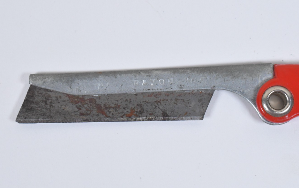 MOMAR Inc Vtg 1950's Advertising Mini Folding Utility Razor Blade Knife ...