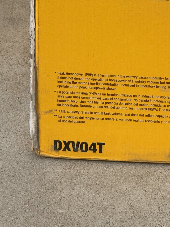 DEWALT DXV04T 4Gal 5.0HP Poly Wet/Dry Vacuum+Hose+Accessories ...