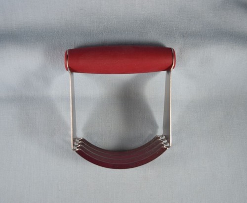 Kitchen Pantry Pro Pastry Cutter Dough Red Silicone Handle HEAVY DUTY ...