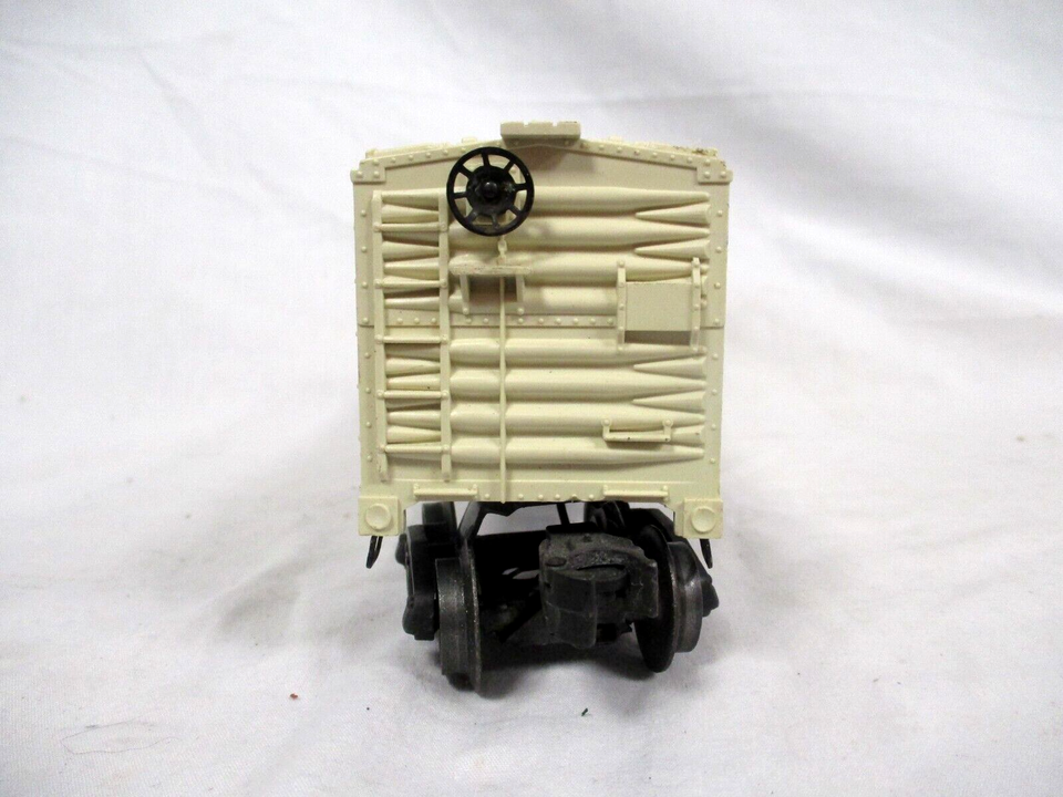 Lot: Postwar Lionel Misc. Freight Cars - Milk Car, Tank Car, Gondola ...