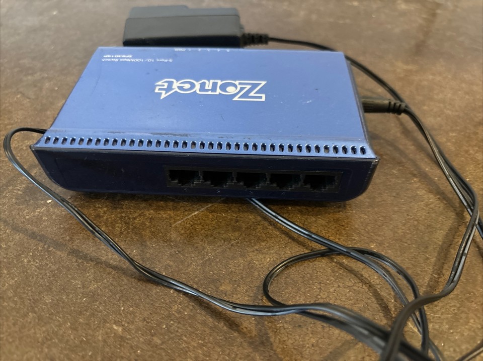 Zonet 5 ports 10/100Mbps Switching Ethernet Hub ZFS3015P , Auto-MDIX ...