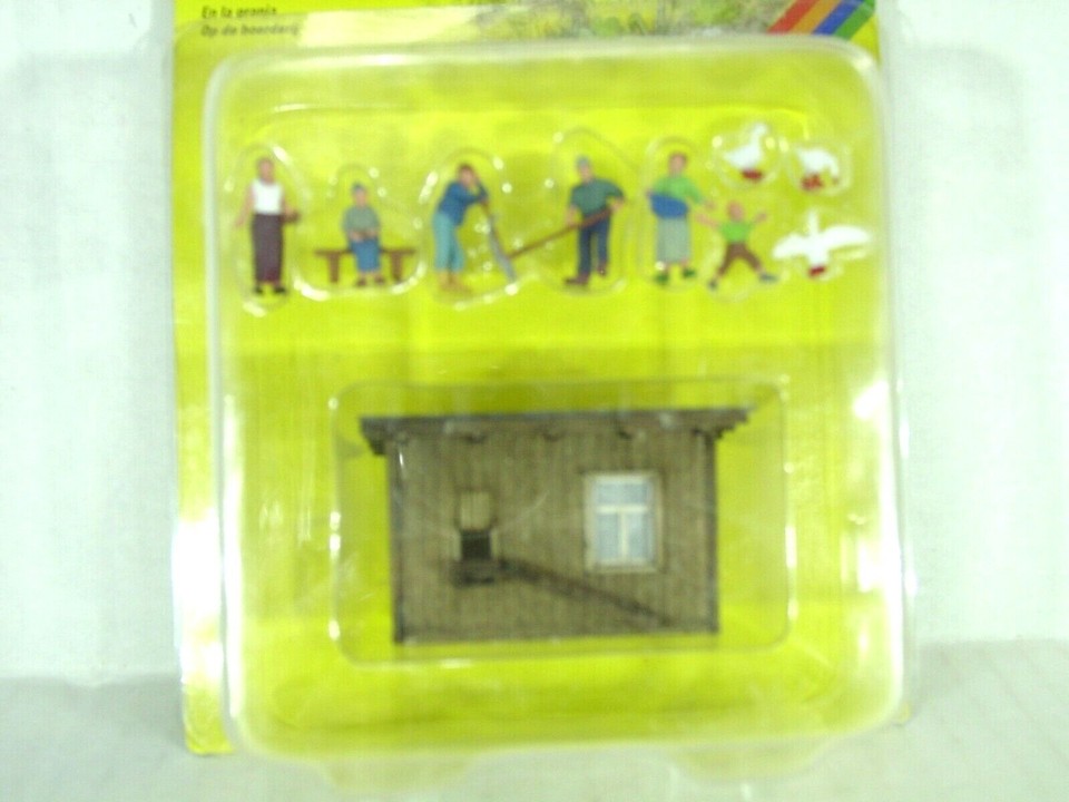 NOCH HO SCALE ON THE FARM FARM SCENE 12040 | eBay