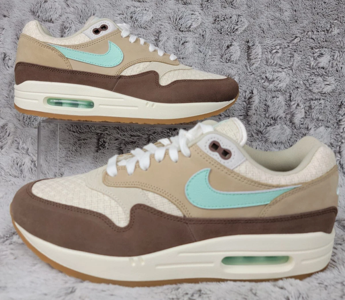 Nike Air Max 2022 Mens Limited Edition