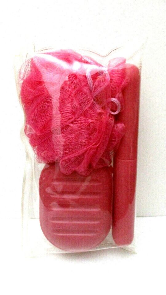 AVON Skin So Soft Pink Bath Set - Loofah Toothbrush and Soap Holder ...