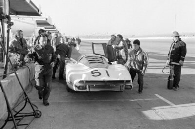 Jo Schlesser Joe Buzzetta Porsche 907 LH Sports Car 1968 Racing Old ...