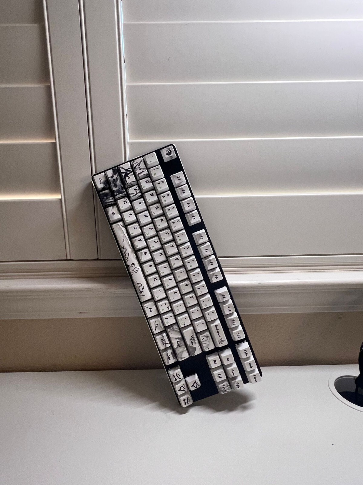 Glorious GMMK Wired Mechanical Keyboard Barebones Case, and Panda ...