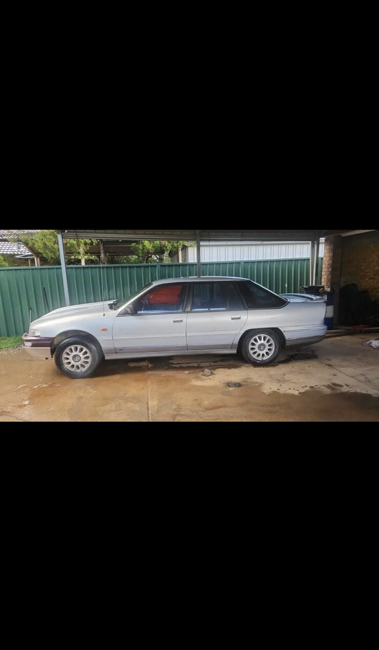 HOLDEN COMMODORE VR VS STATESMAN CURRENTLY WRECKING 1 WHEEL NUT | eBay ...