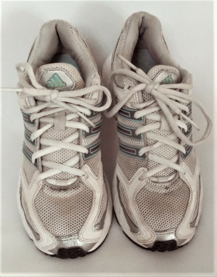 Adidas YYA 606001 Ladies Running/Cross Training/Walking sneakers size 6 ...