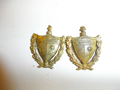 e3988p Pre 1958 Castro Cuba Cuban Military collar badge pair service ...