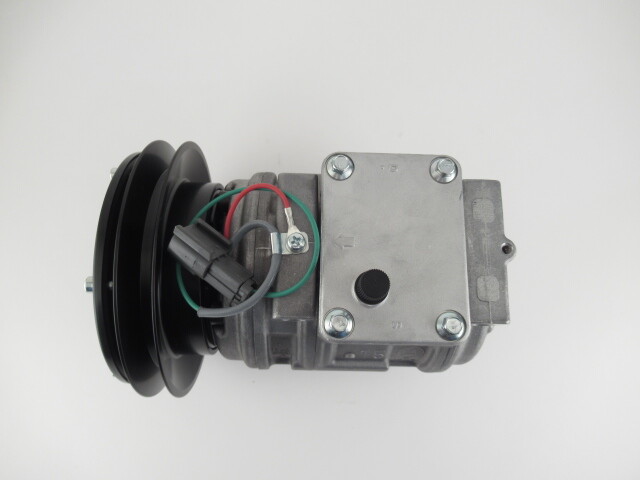 NEW AC COMPRESSOR KOMATSU- ND4472000246, 20Y-979-3111, 14X-Z11-8580 ...