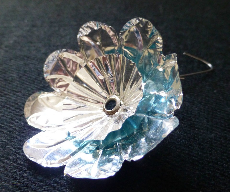 Antique Delicate Silver & Sky Blue Tinfoil Flower Wire Christmas ...