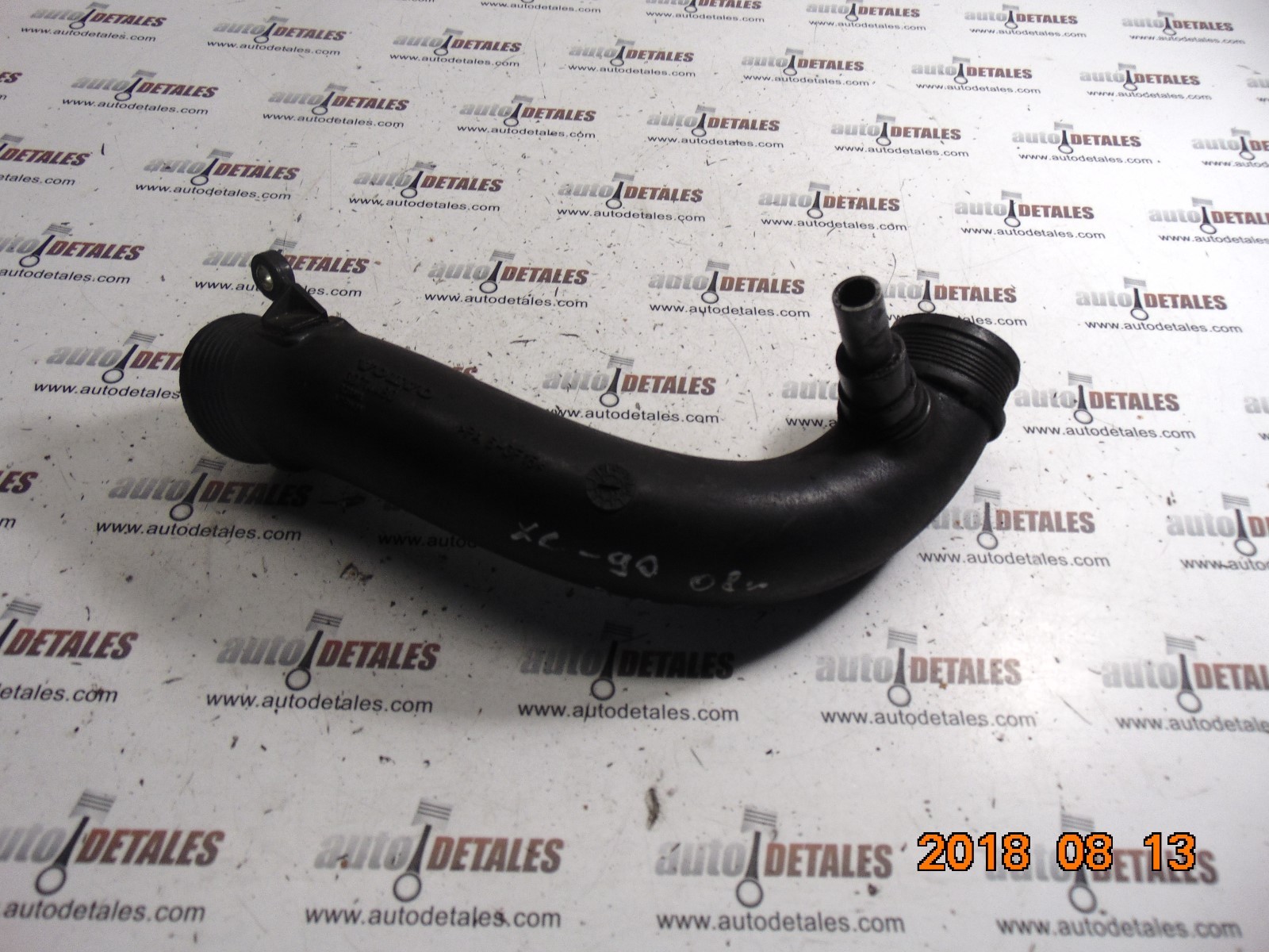 Volvo XC90 2.4 Diesel intercooler air intake hose pipe 30714480 used ...