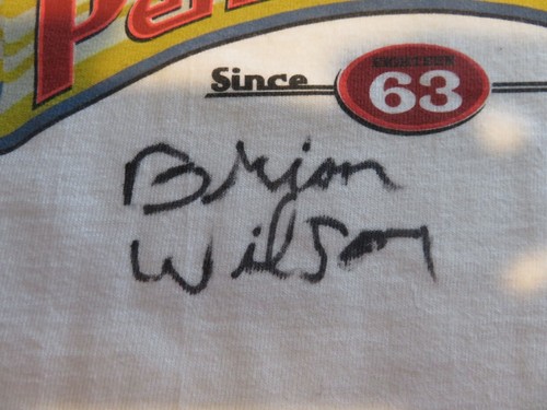 Brian Wilson AUTOGRAPH on Pendleton Beach Boys T-Shirt | eBay