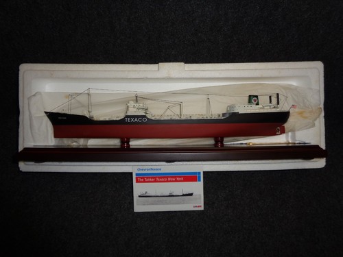 FAMM TEXACO / CHEVRON 2002 NEW YORK TANKER SHIP Oil Tanker BOAT NEW MIB ...